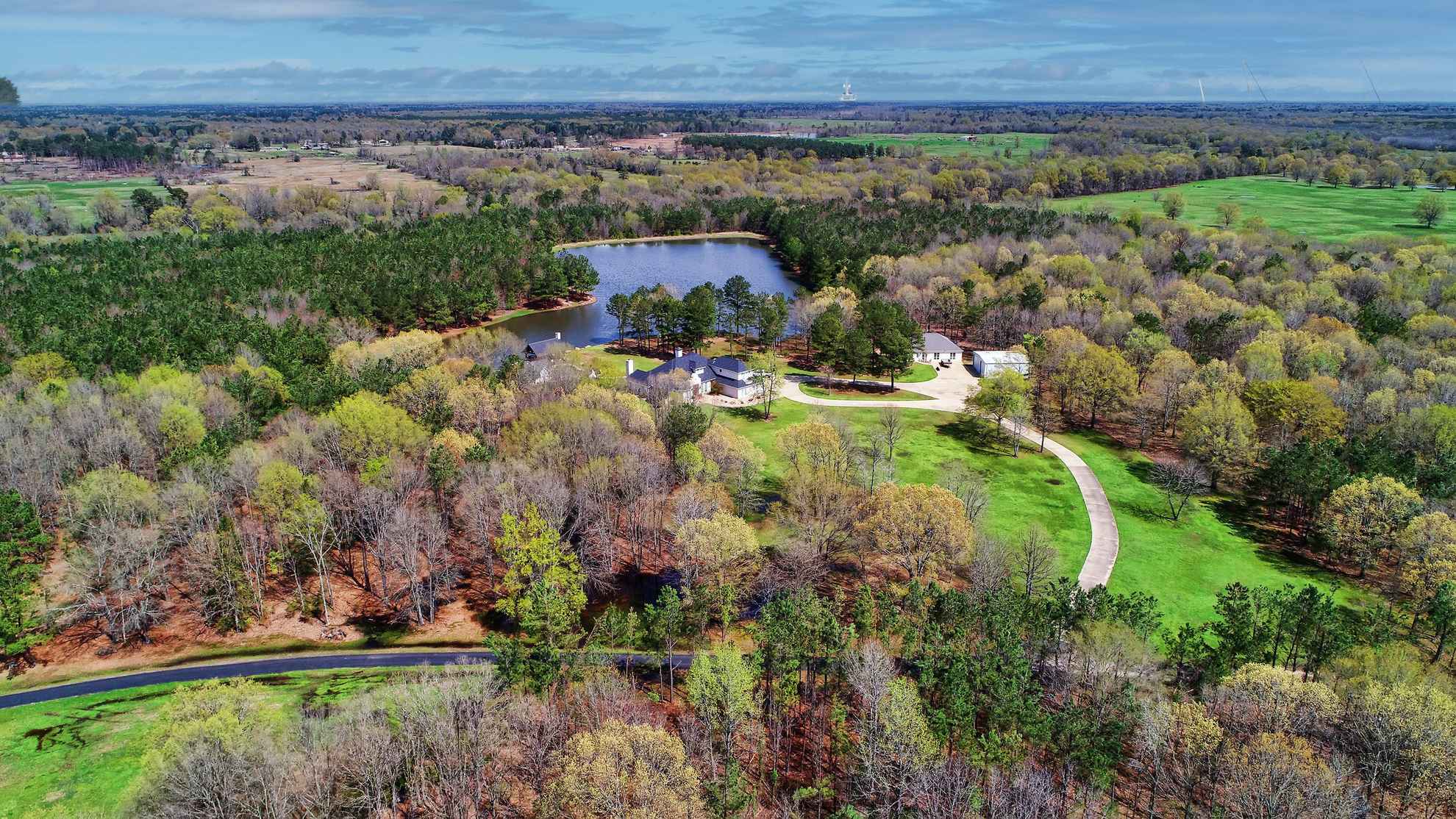 Clear Lake Ranch - Texas Ranches for Sale - Texas Ranch Brokers